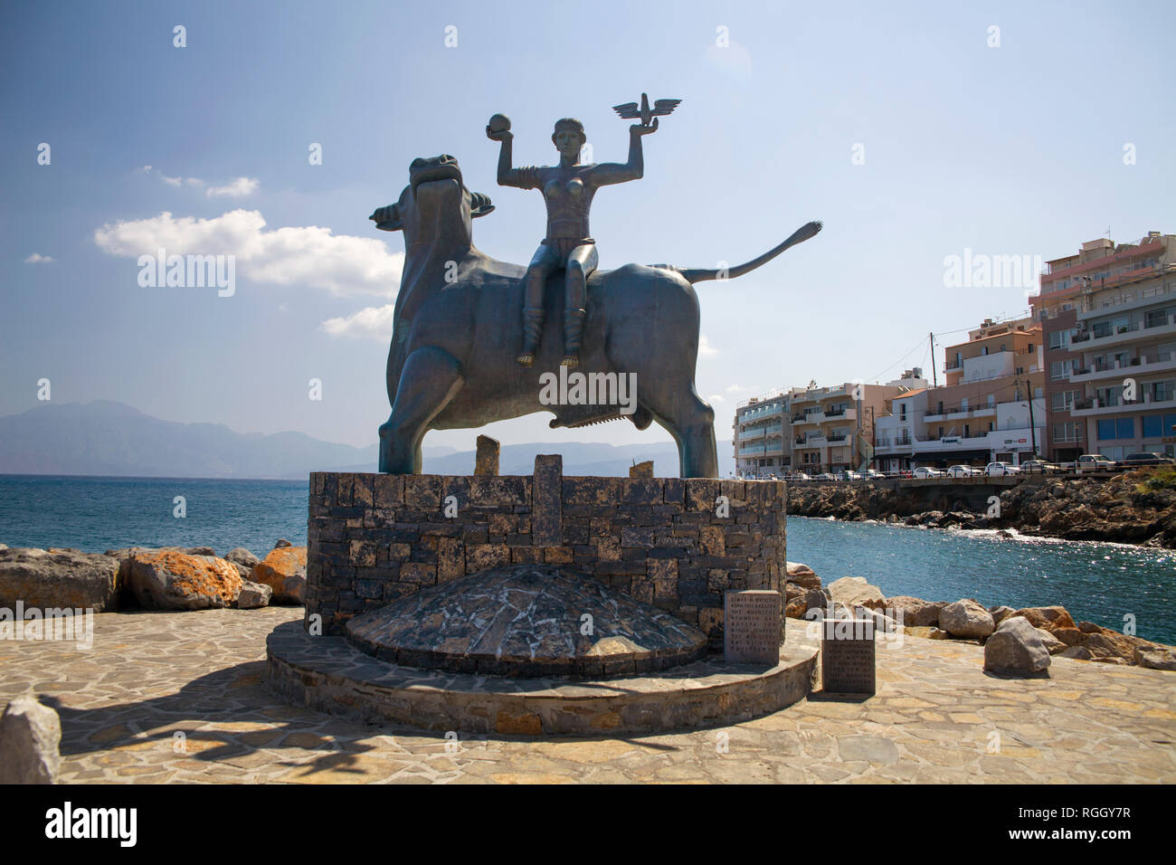 King Minos Minoan Civilization Statue Blue Sky High Resolution Stock ...
