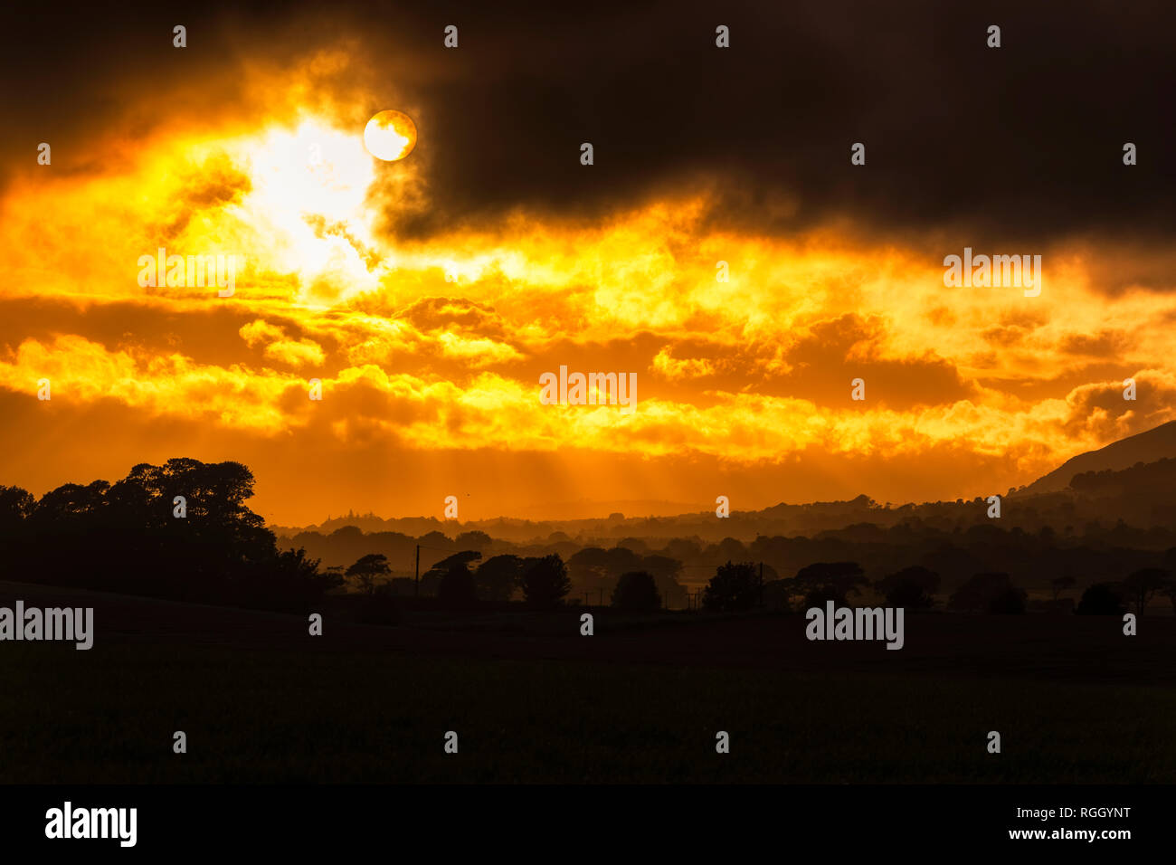 Sunset britain hi-res stock photography and images - Alamy