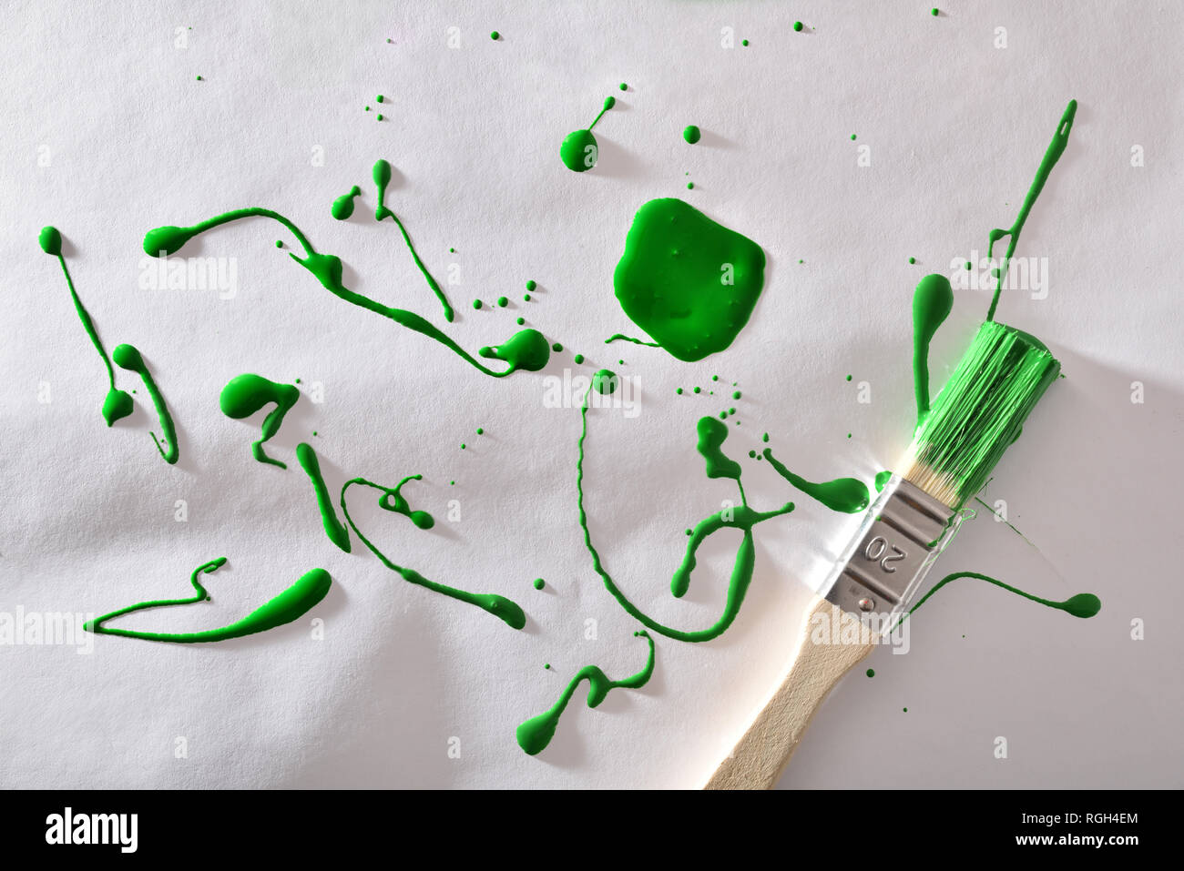 Paint splattered paper hi-res stock photography and images - Alamy