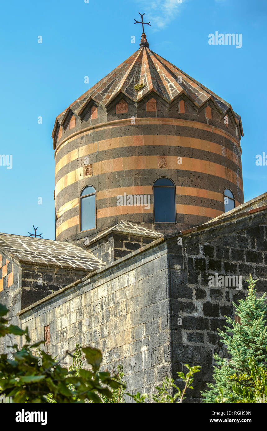 Arched drum hi-res stock photography and images - Alamy