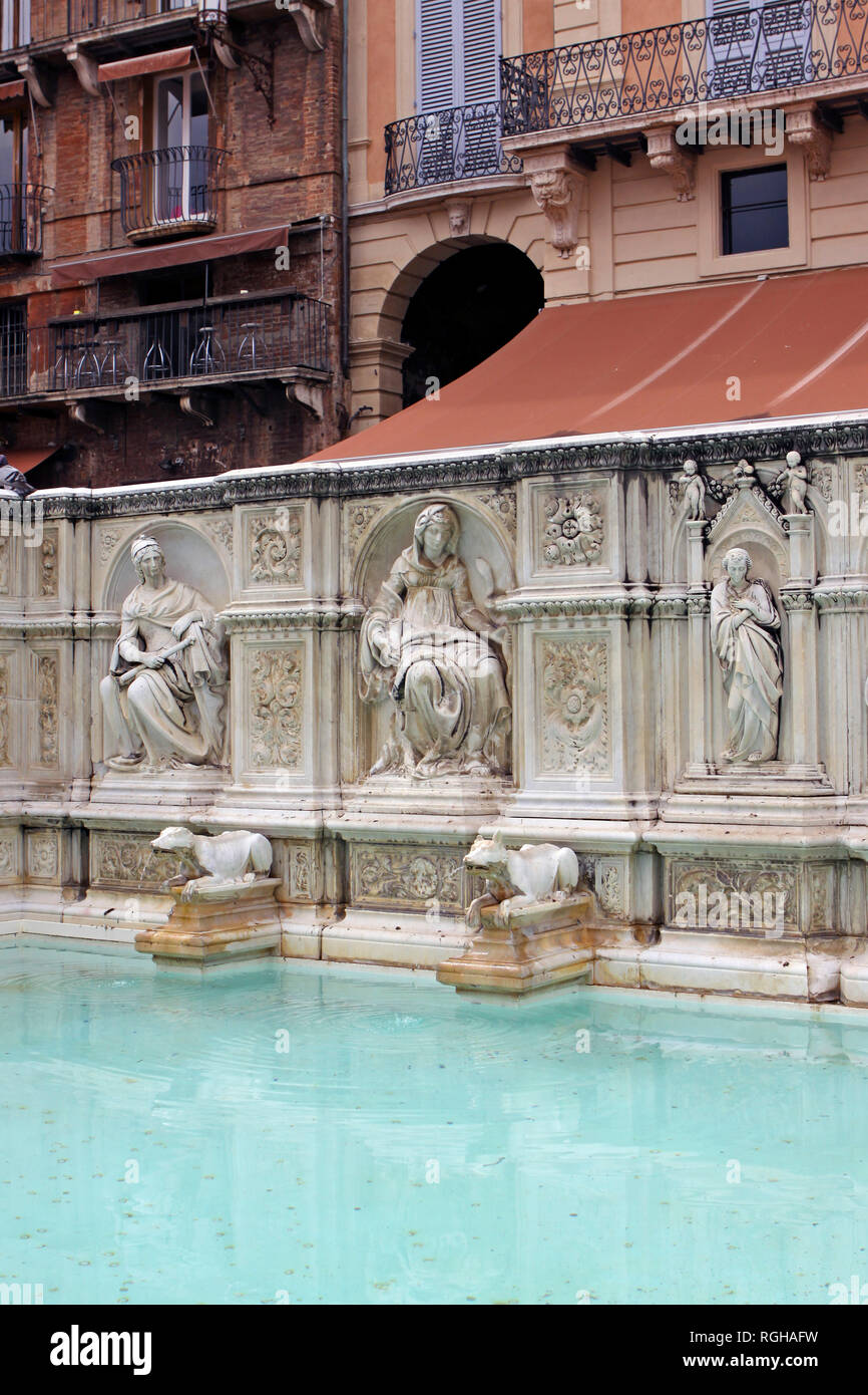 Siena fonte gaia italy europe hi-res stock photography and images - Alamy