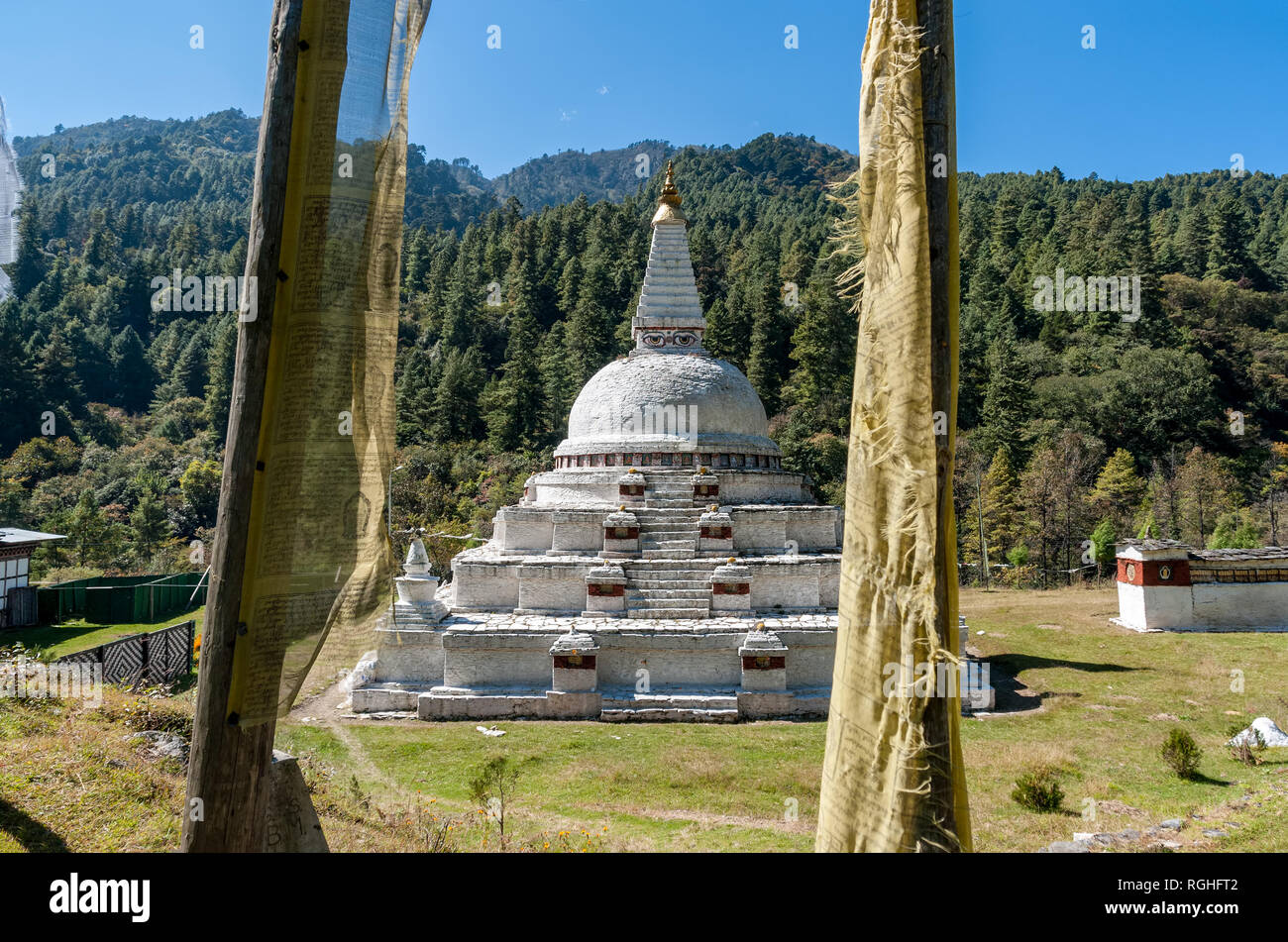 Bhutan chendebji chorten hi-res stock photography and images - Alamy