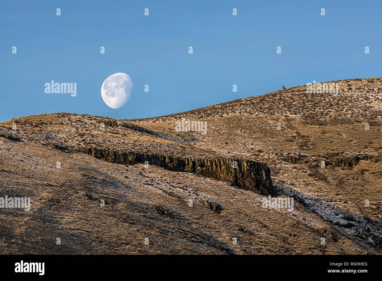 Setting crescent moon hi-res stock photography and images - Alamy