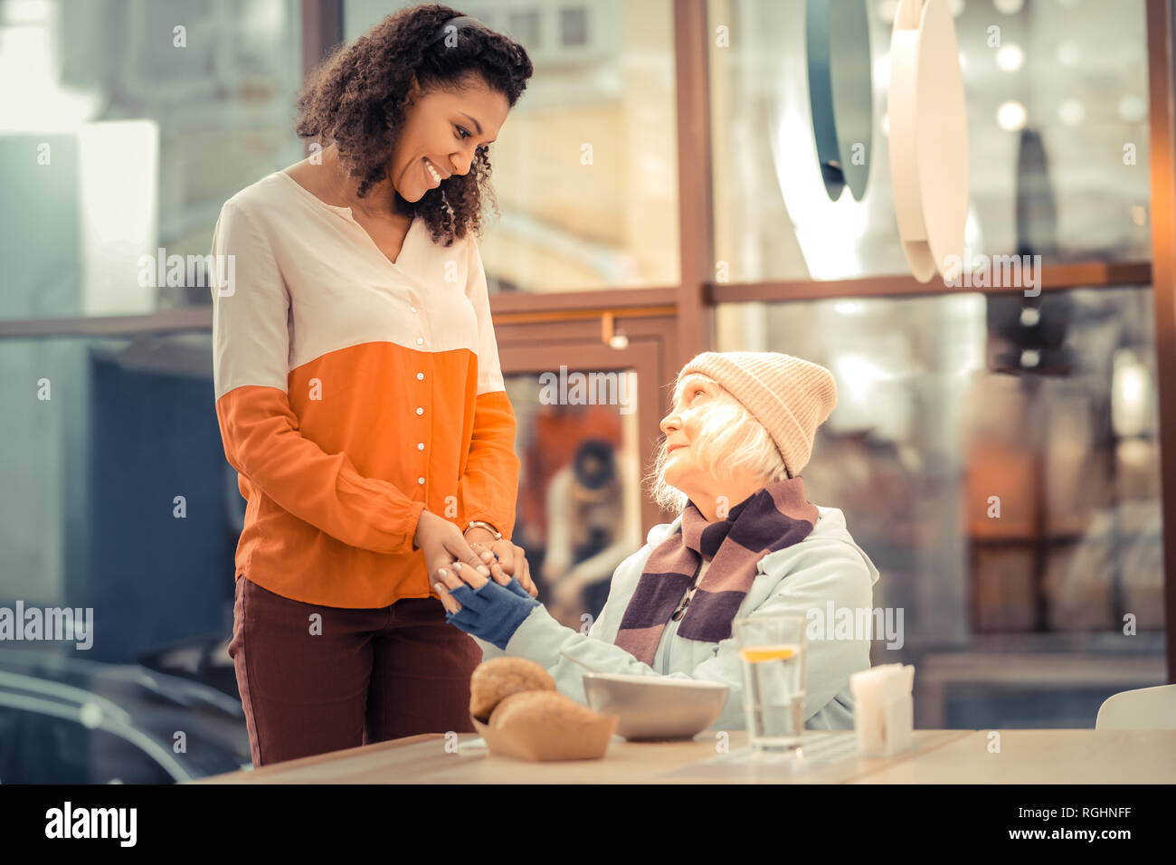 Gratitude cafe hi-res stock photography and images - Alamy