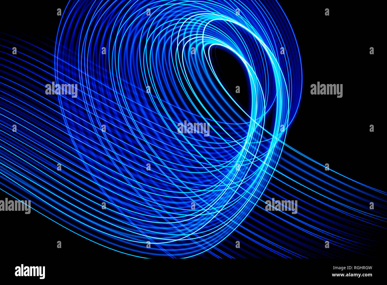 Dynamic line hi-res stock photography and images - Alamy