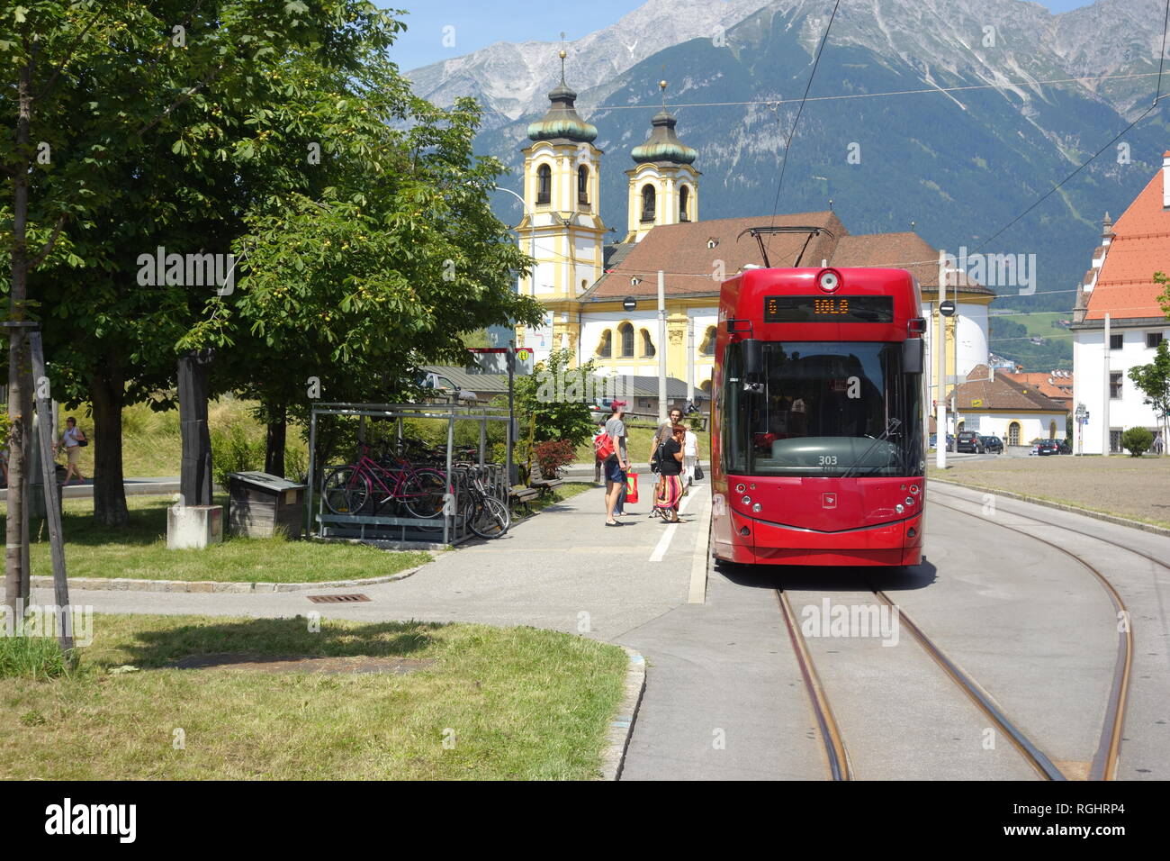 Electric tram innsbruck hi-res stock photography and images - Alamy