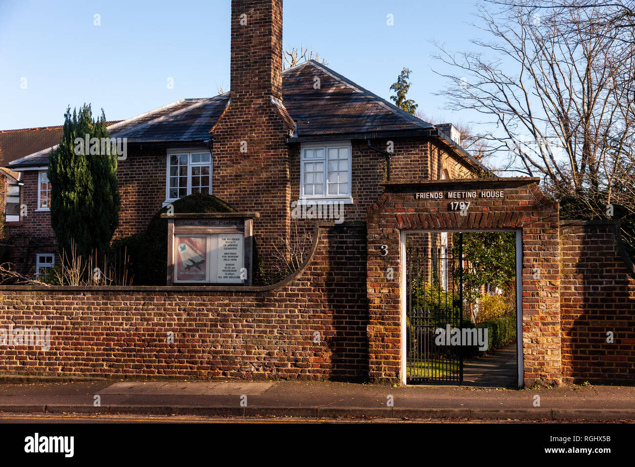Esher quakers hi-res stock photography and images - Alamy