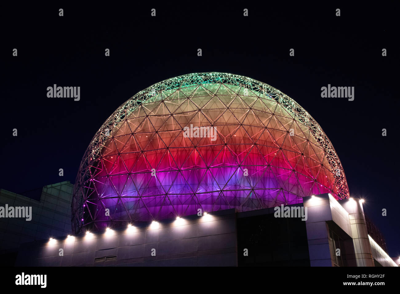 China, Shenyang illuminated architecture at night - beautiful and ...