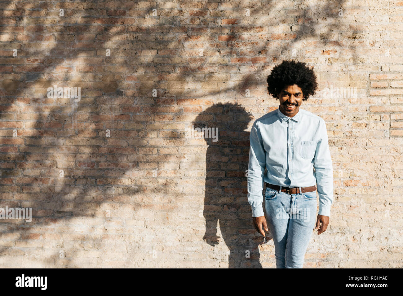 Man shadows standing hi-res stock photography and images - Alamy
