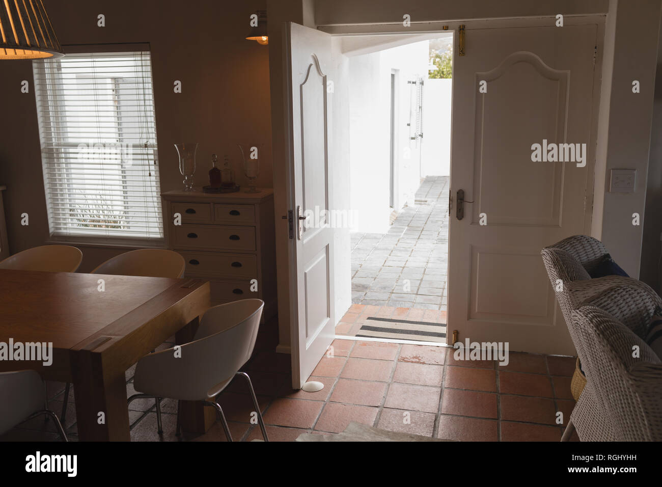 Entrance hall interior open door hi-res stock photography and images ...