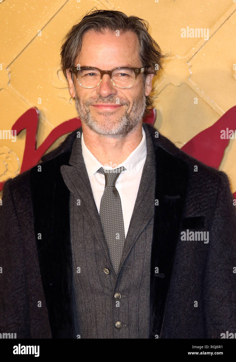 Guy pearce in hi-res stock photography and images - Alamy