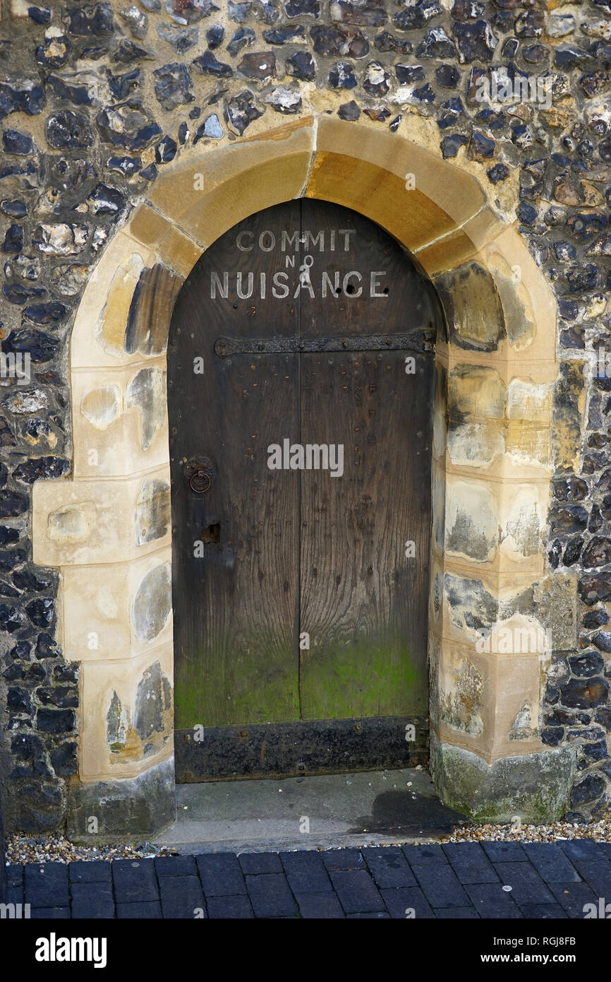 'COMMIT NO NUISANCE' - message on a doorway of the medieval St Albans ...