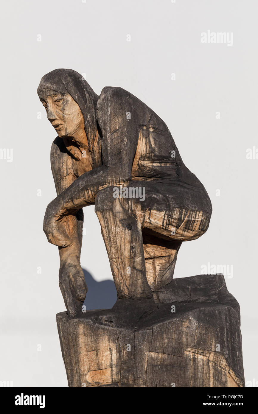 Wooden carved man hi-res stock photography and images - Alamy