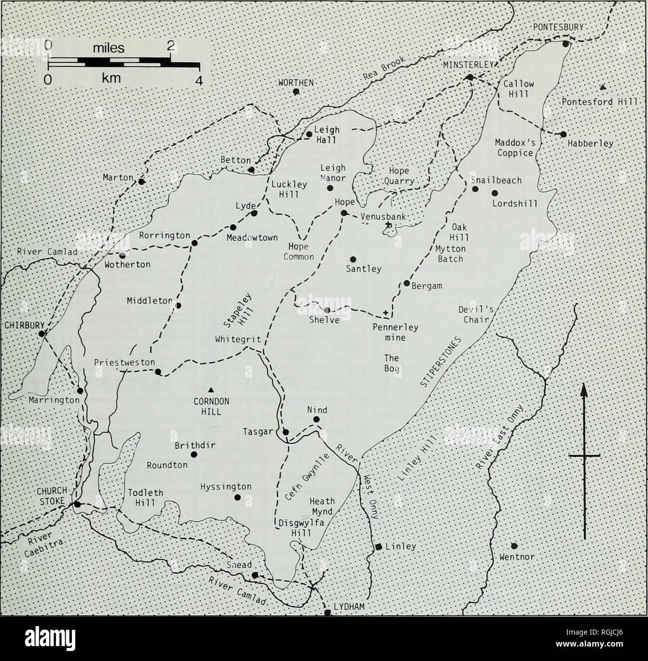Berwyn hills cheshire hi-res stock photography and images - Alamy