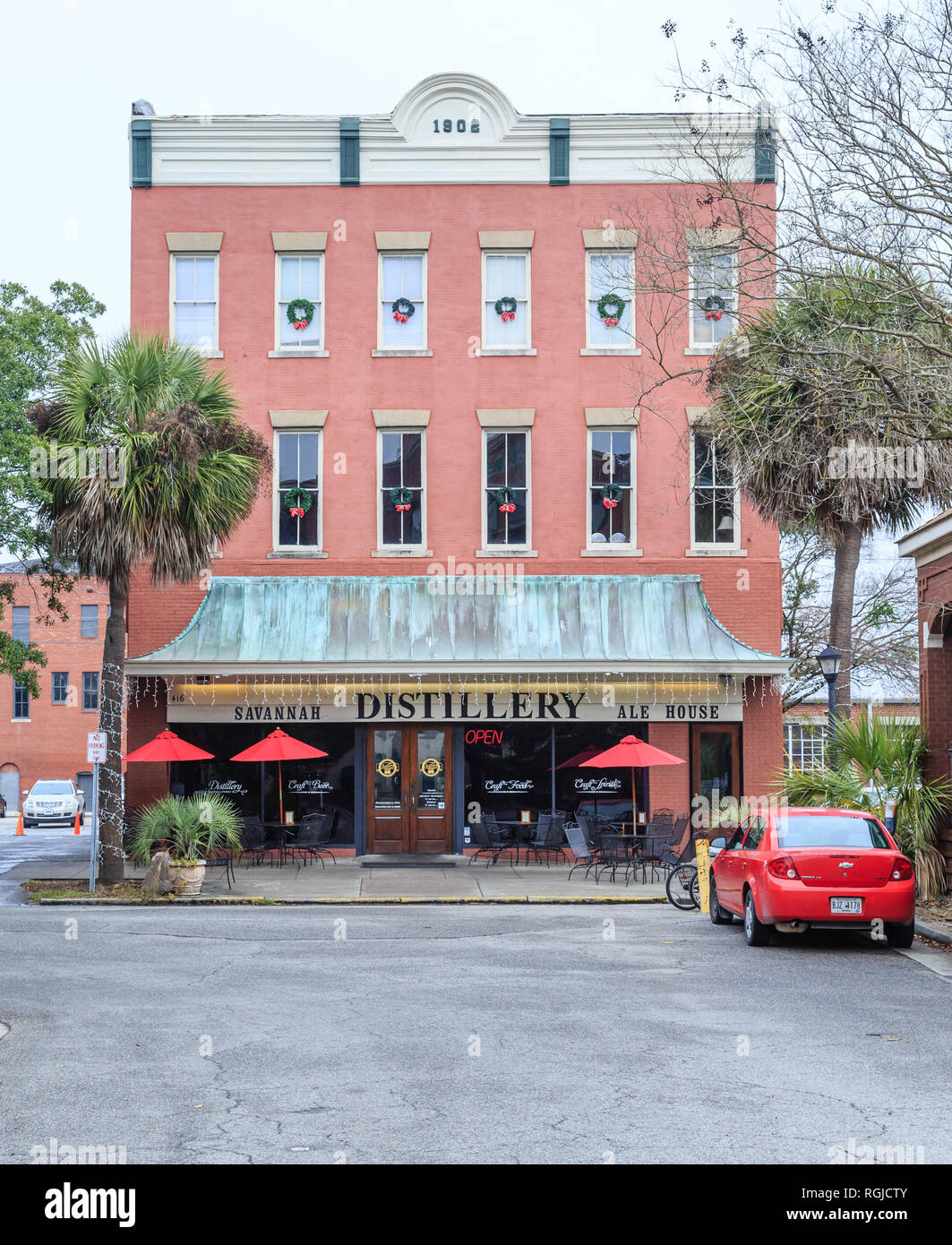 SAVANNAH, GEORGIA - January 8, 2016: Savannah is the oldest city in ...
