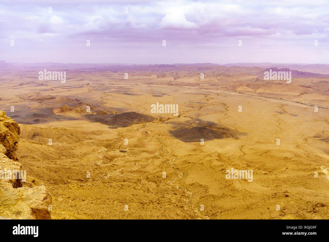 Landscape of Makhtesh (crater) Ramon, in the Negev Desert, Southern ...