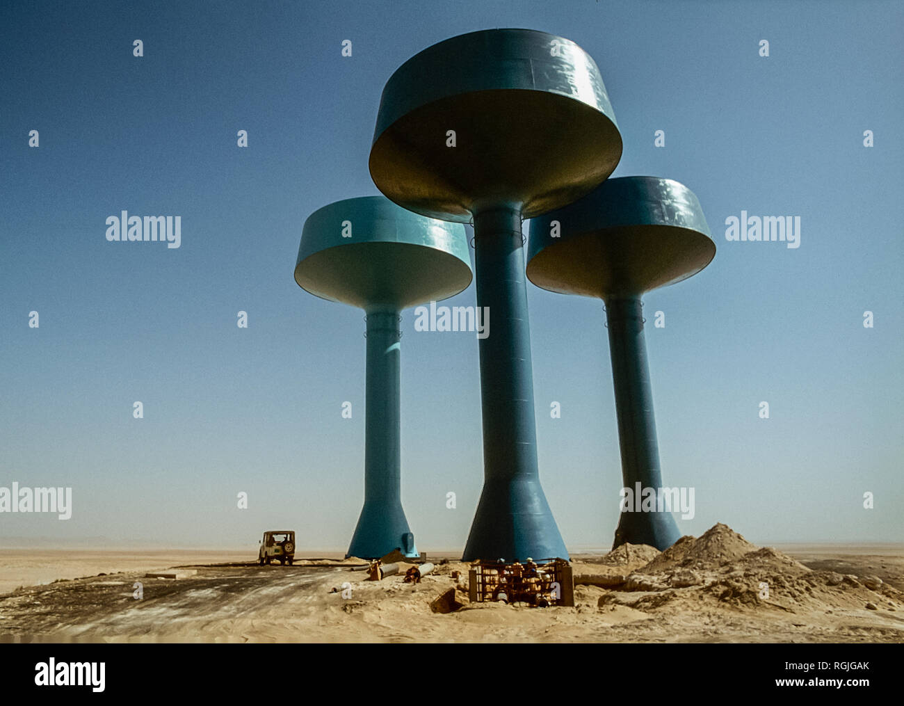 Ruwais refinery hi-res stock photography and images - Alamy