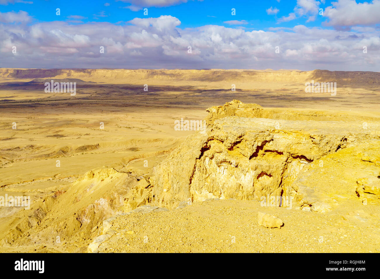 Landscape of Makhtesh (crater) Ramon (from mount Ardon), in the Negev ...