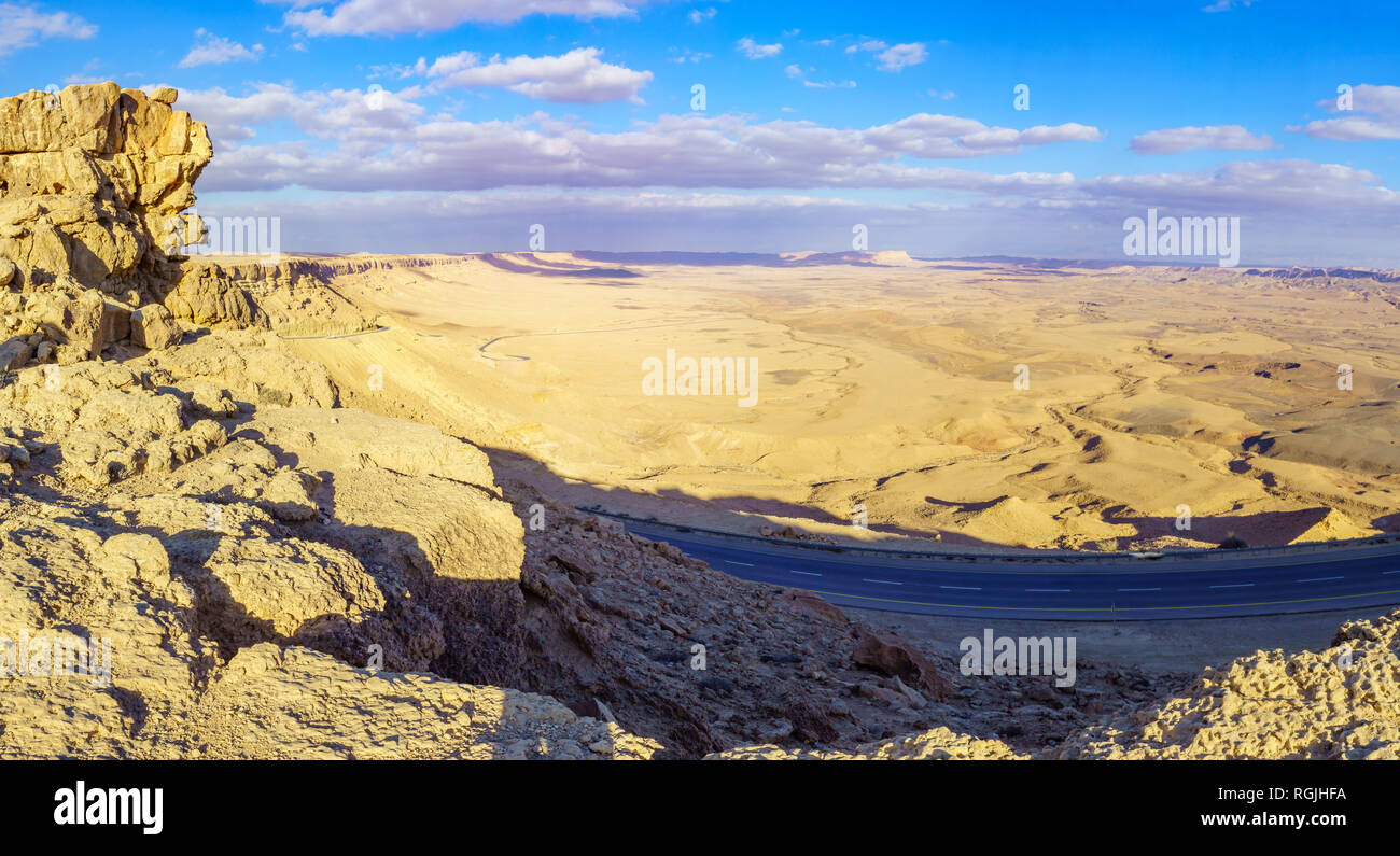 Panoramic landscape of Makhtesh (crater) Ramon, in the Negev Desert ...