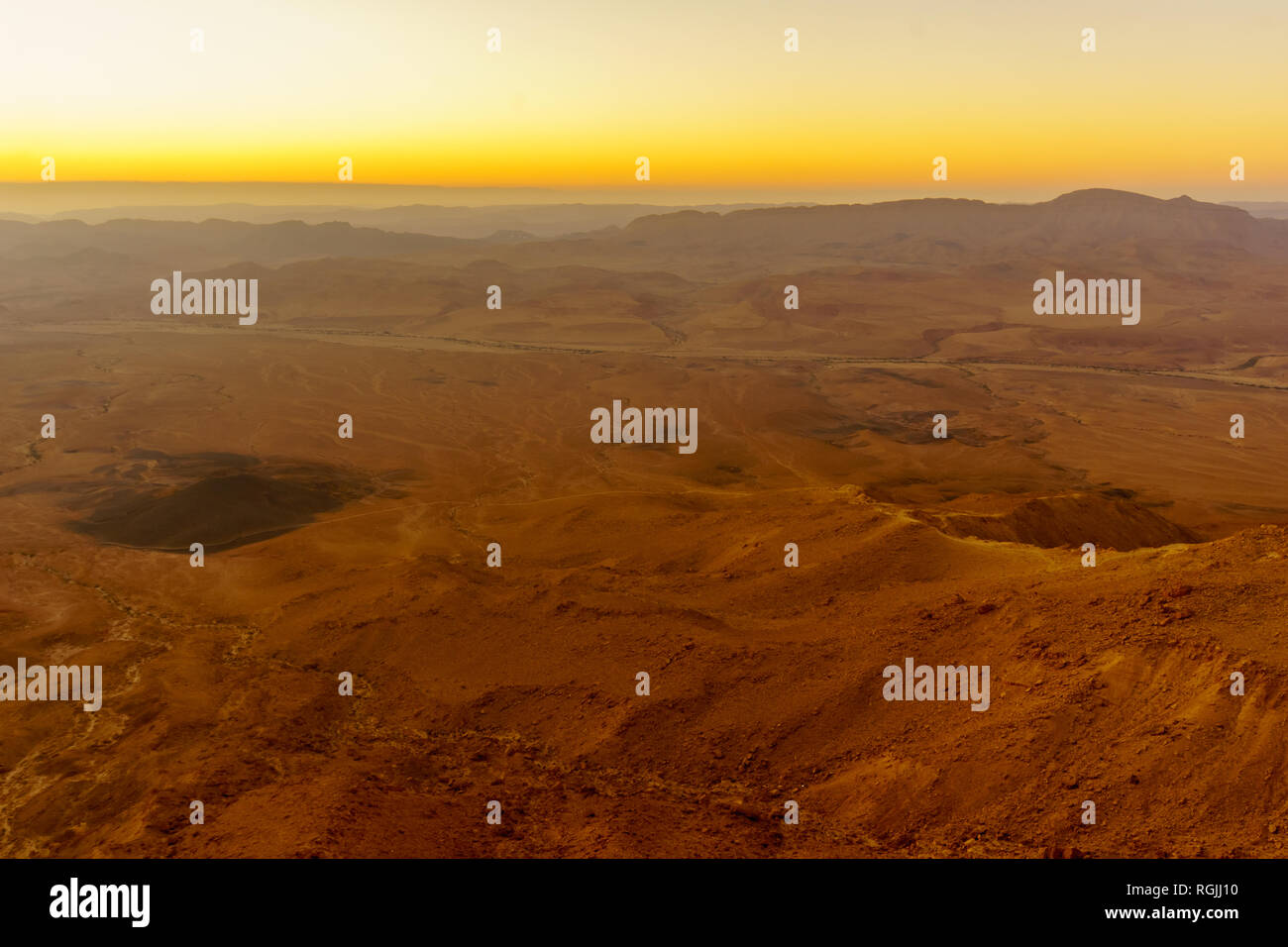 Sunrise view of Makhtesh (crater) Ramon, in the Negev Desert, Southern ...