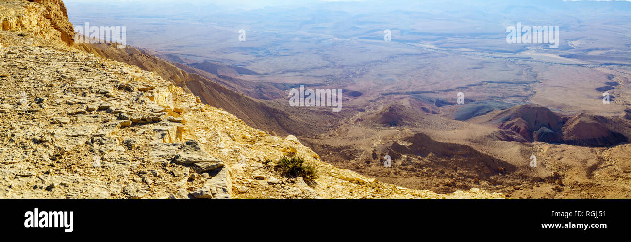 Panoramic landscape of Makhtesh (crater) Ramon, in the Negev Desert ...