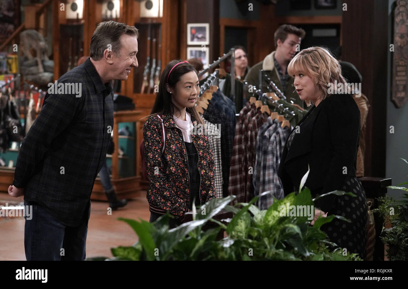 LAST MAN STANDING, from left: Tim Allen, Krista Marie Yu, Amanda Fuller ...