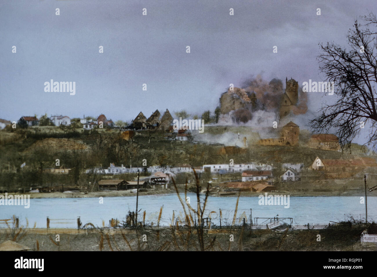 Destruction of artillery hi-res stock photography and images - Alamy