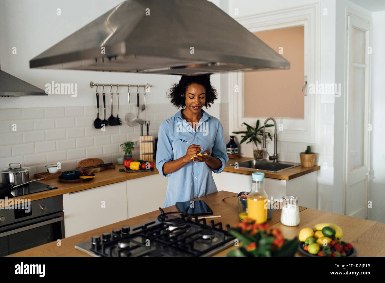 Kitchen writing hi-res stock photography and images - Alamy
