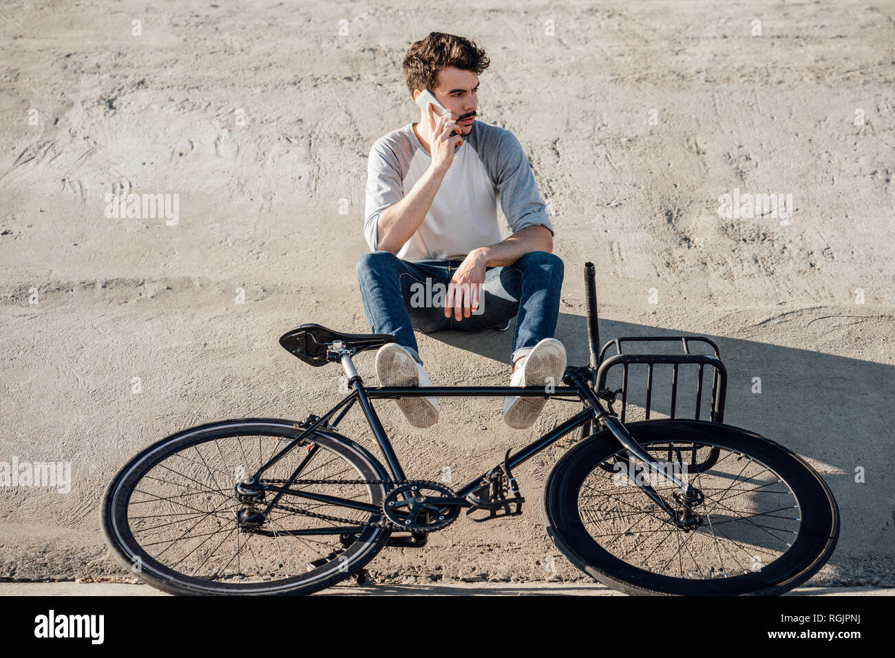 Fixed telephones hi-res stock photography and images - Alamy