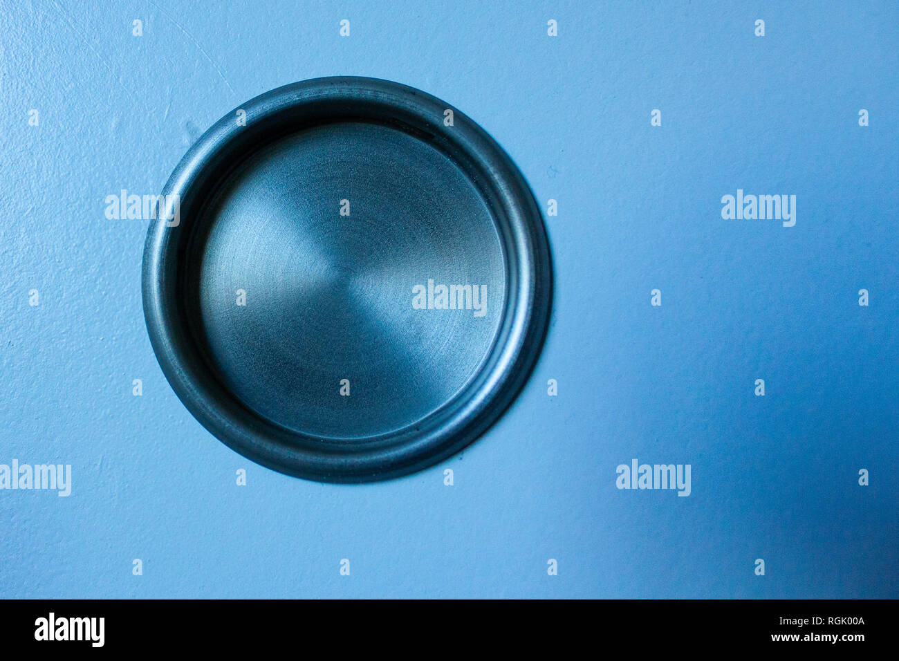 Cupboard door handle hi-res stock photography and images - Alamy