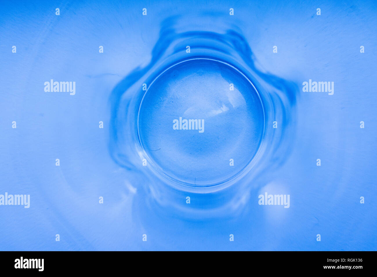 Warped glass hi-res stock photography and images - Alamy