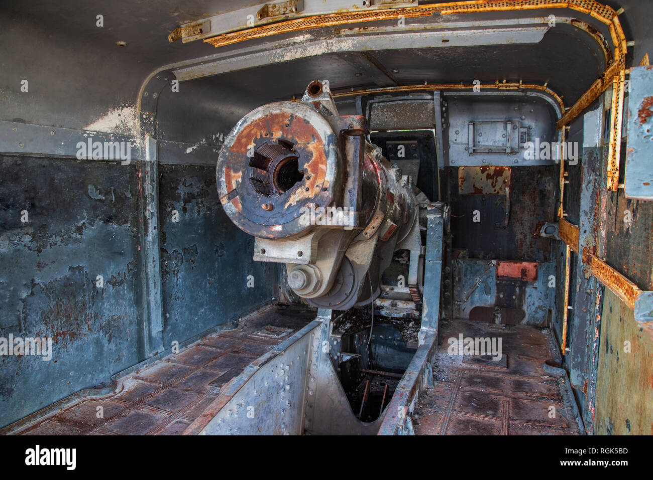 Inside an Old artillery piece, Cannon in Abandoned army facilitie in ...