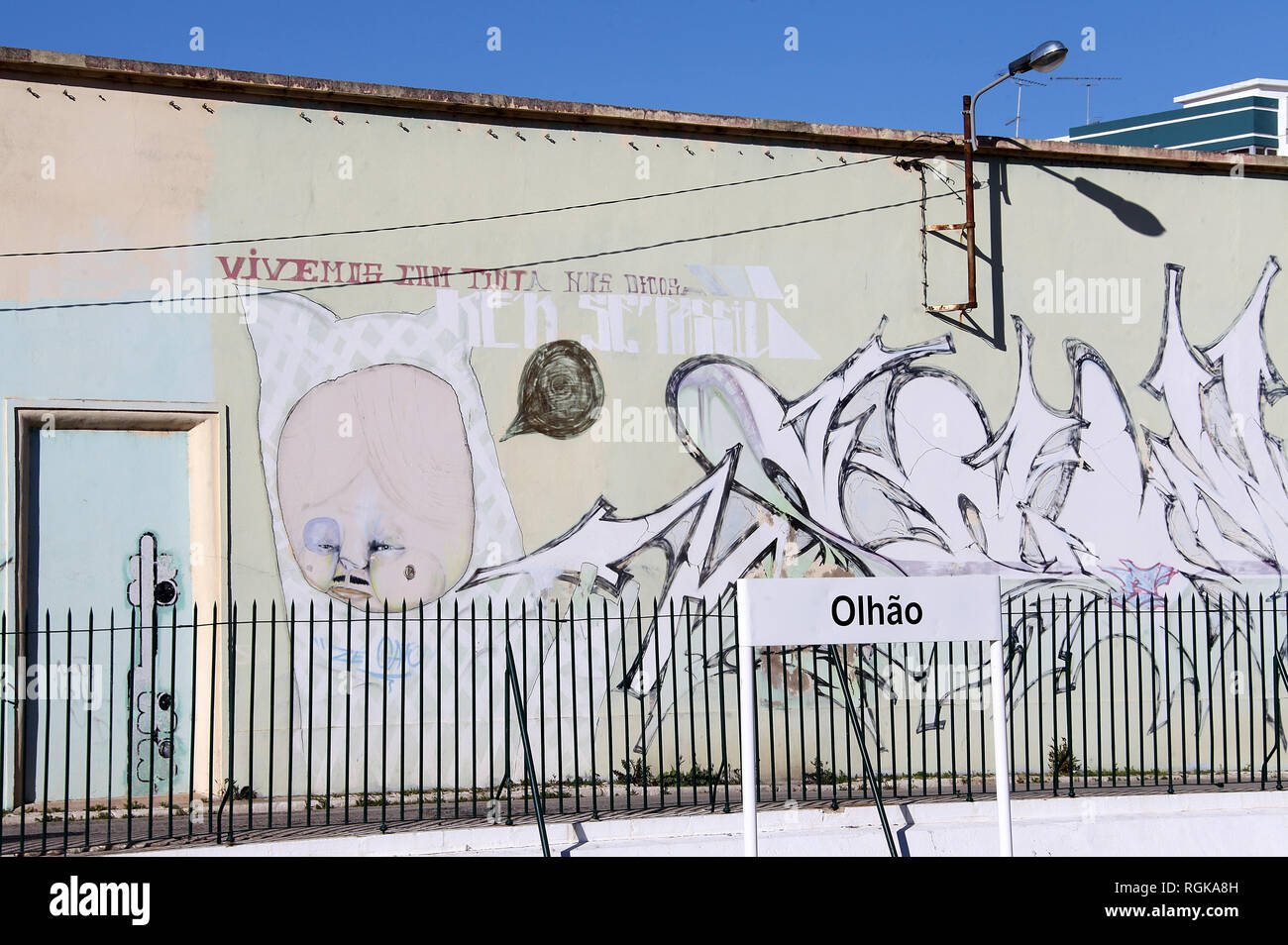 Portugal train station sign hi-res stock photography and images - Alamy