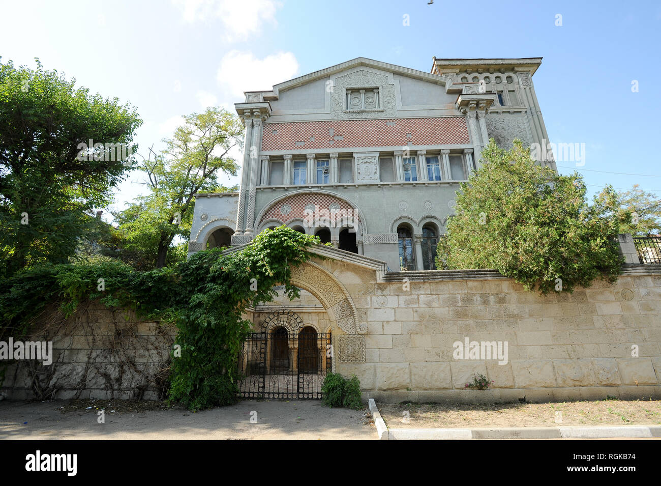 Dacha victoria otrada hi-res stock photography and images - Alamy
