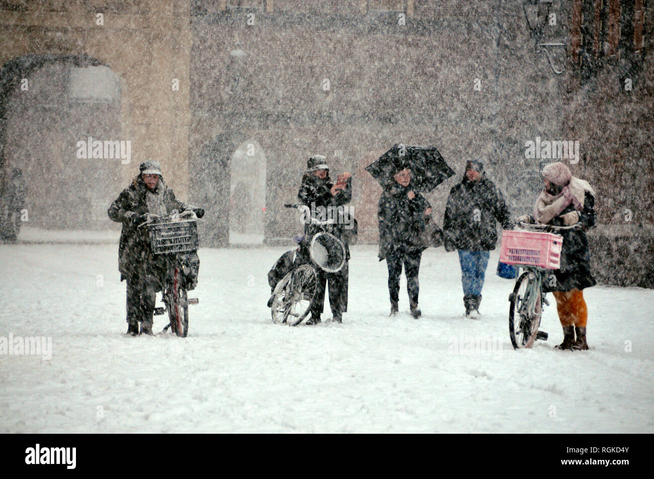 Snowstorm. Binnenhof, The Hague, The Netherlands. 11th December, 2017 ...