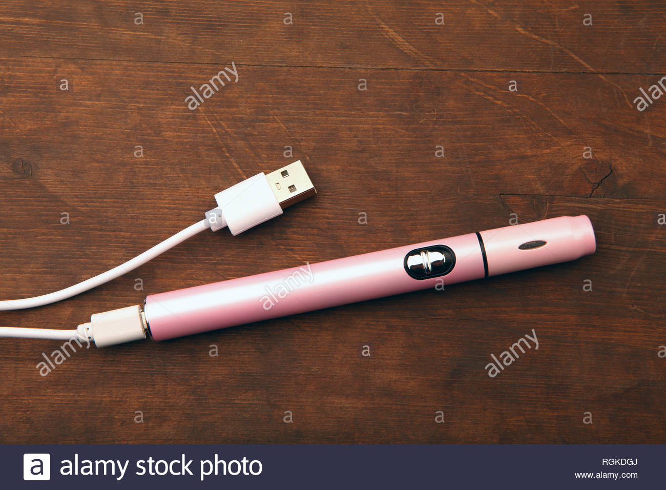 Vaping Equipment Stock Photos & Vaping Equipment Stock Images - Alamy