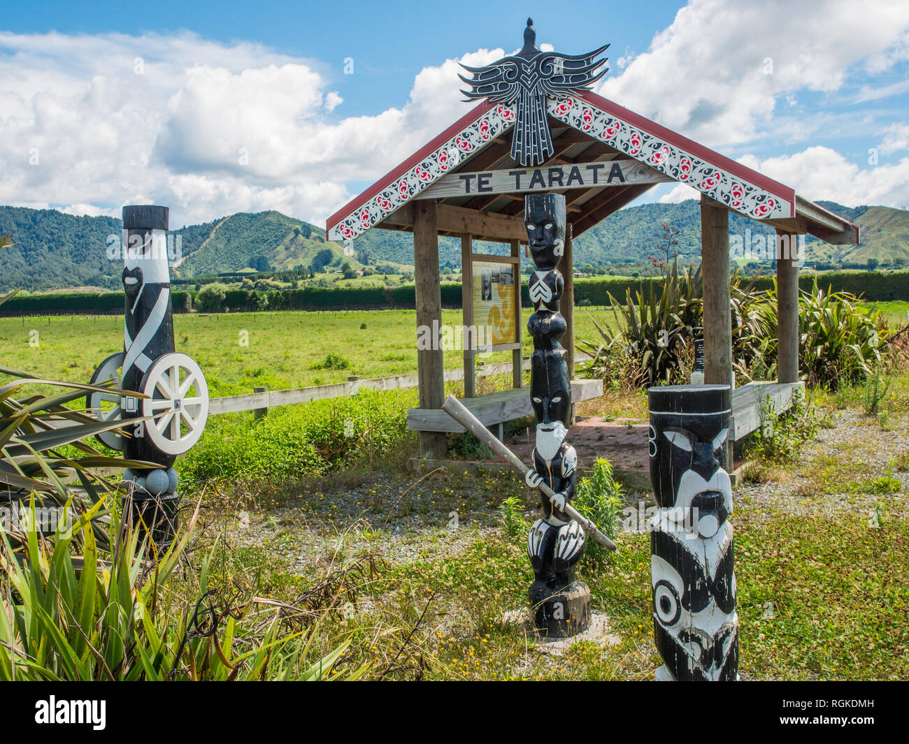 Ngati ira hi-res stock photography and images - Alamy