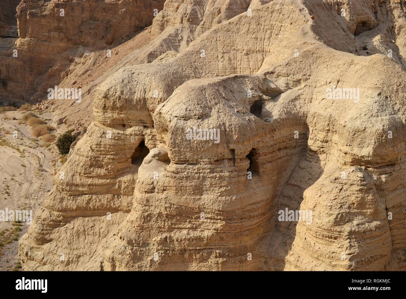 Qumran caves national park hi-res stock photography and images - Alamy