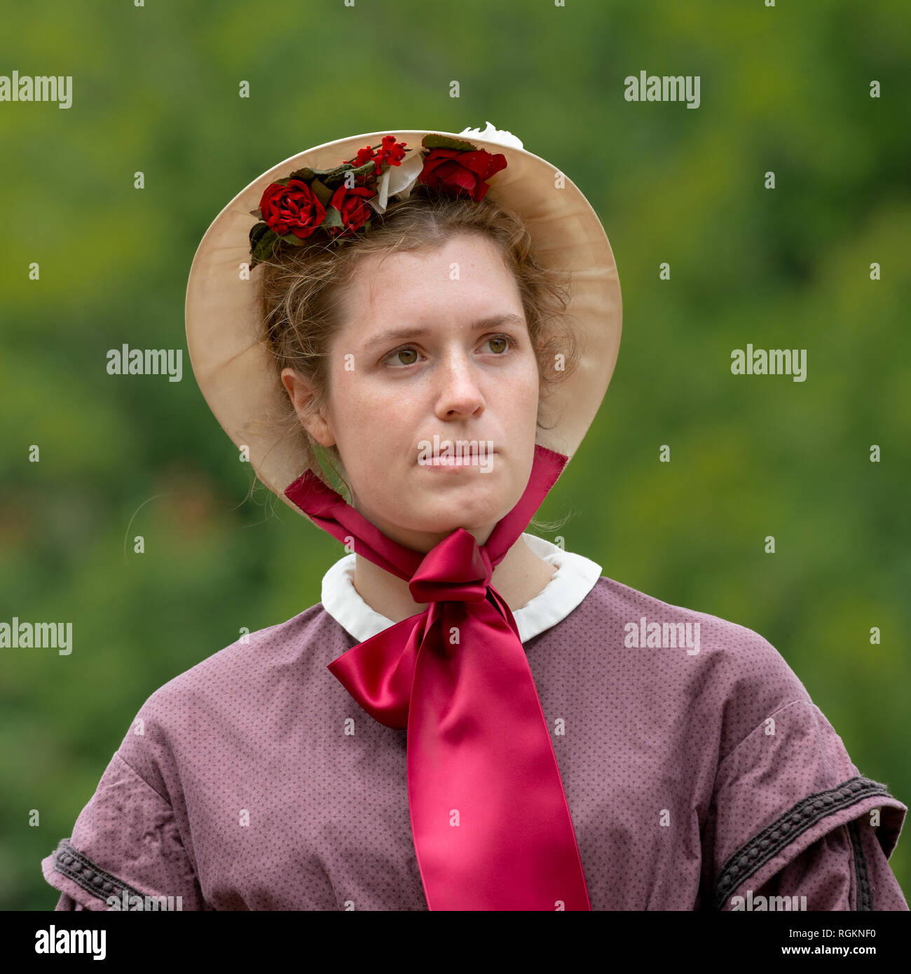 American revolution reenactment women hi-res stock photography and ...