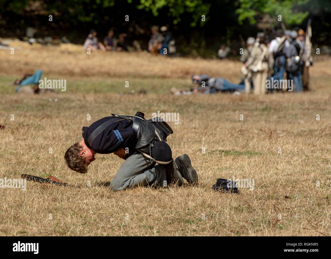 English civil war reenactment camp hi-res stock photography and images ...