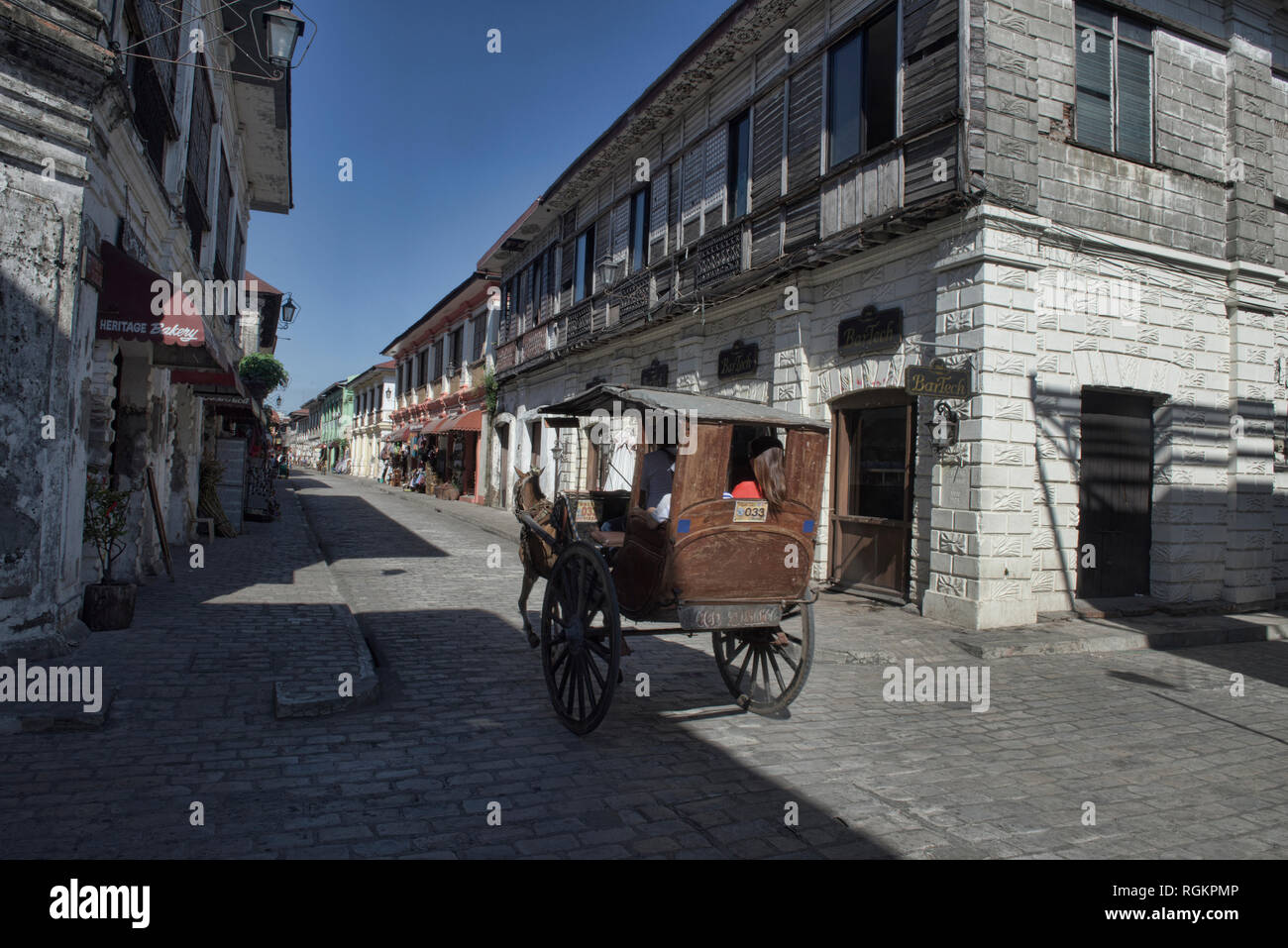 Kalesa horse carriage on historic Calle Crisologo, Vigan, Ilocos Sur ...