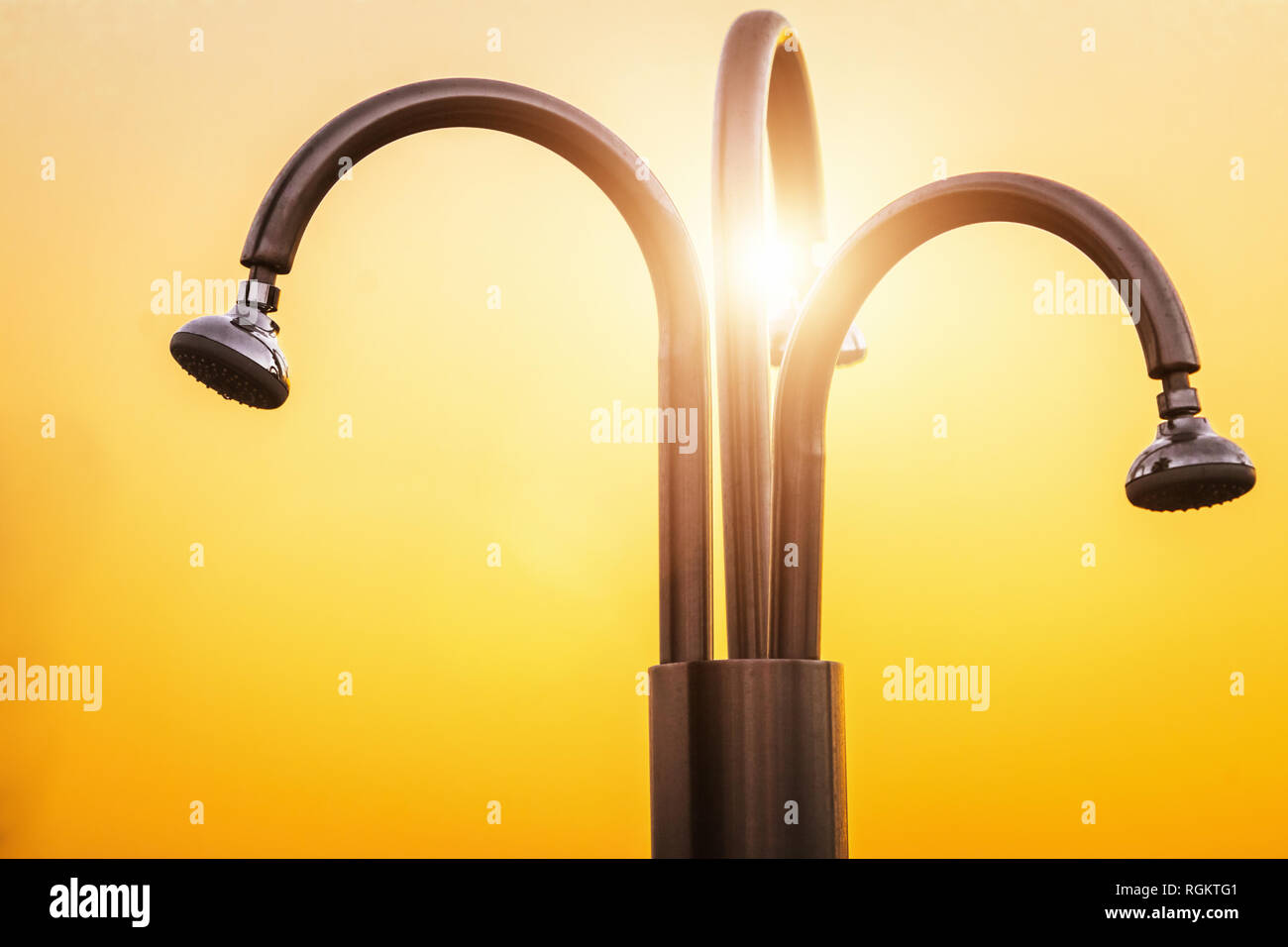 Modern outdoor shower hi-res stock photography and images - Alamy