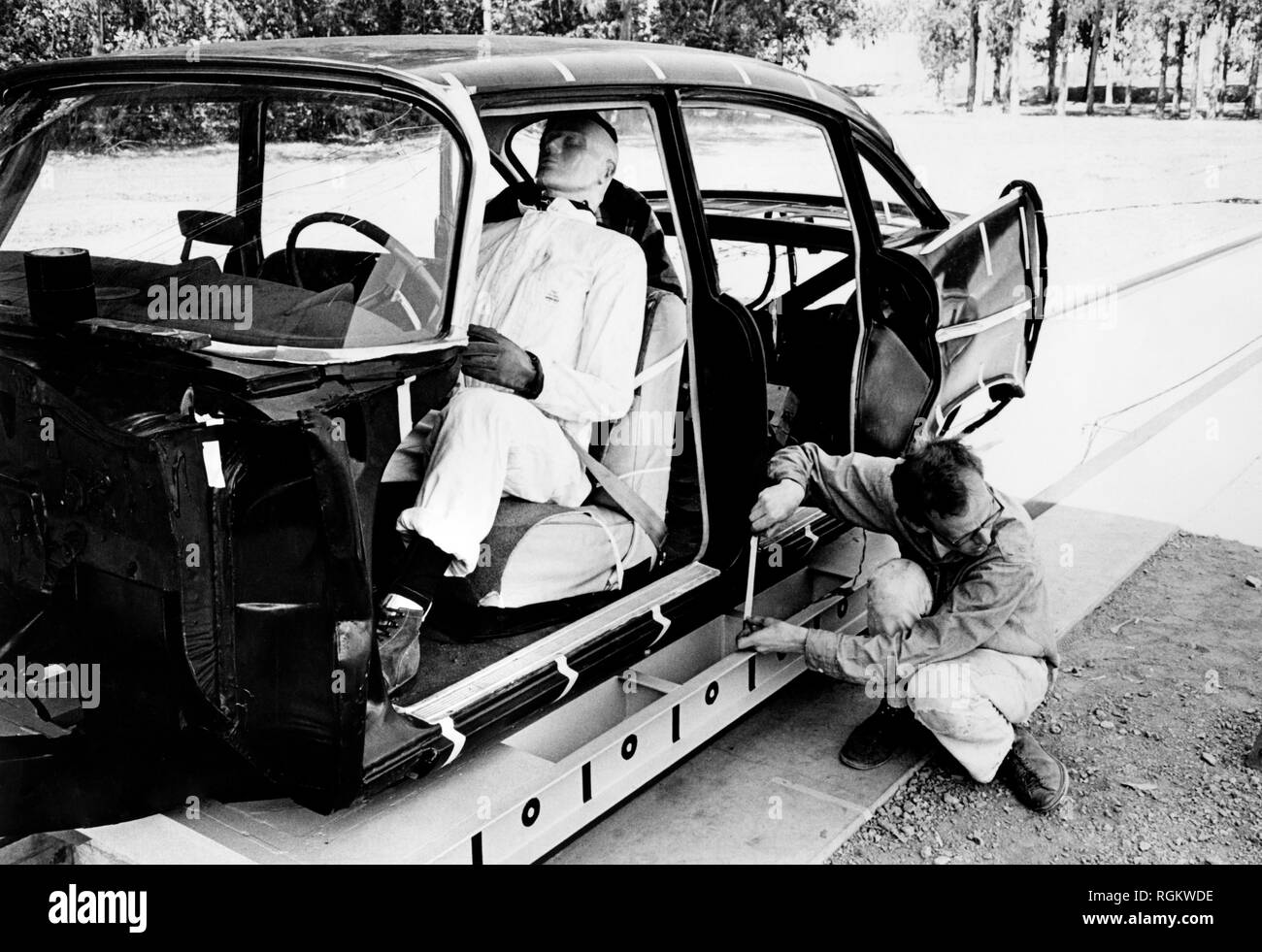 fiat, crash test, italy 1966 Stock Photo - Alamy