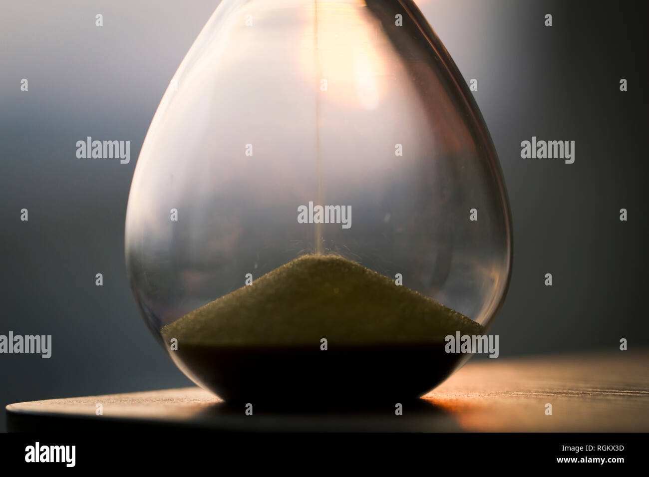 A good hourglass Stock Photo - Alamy