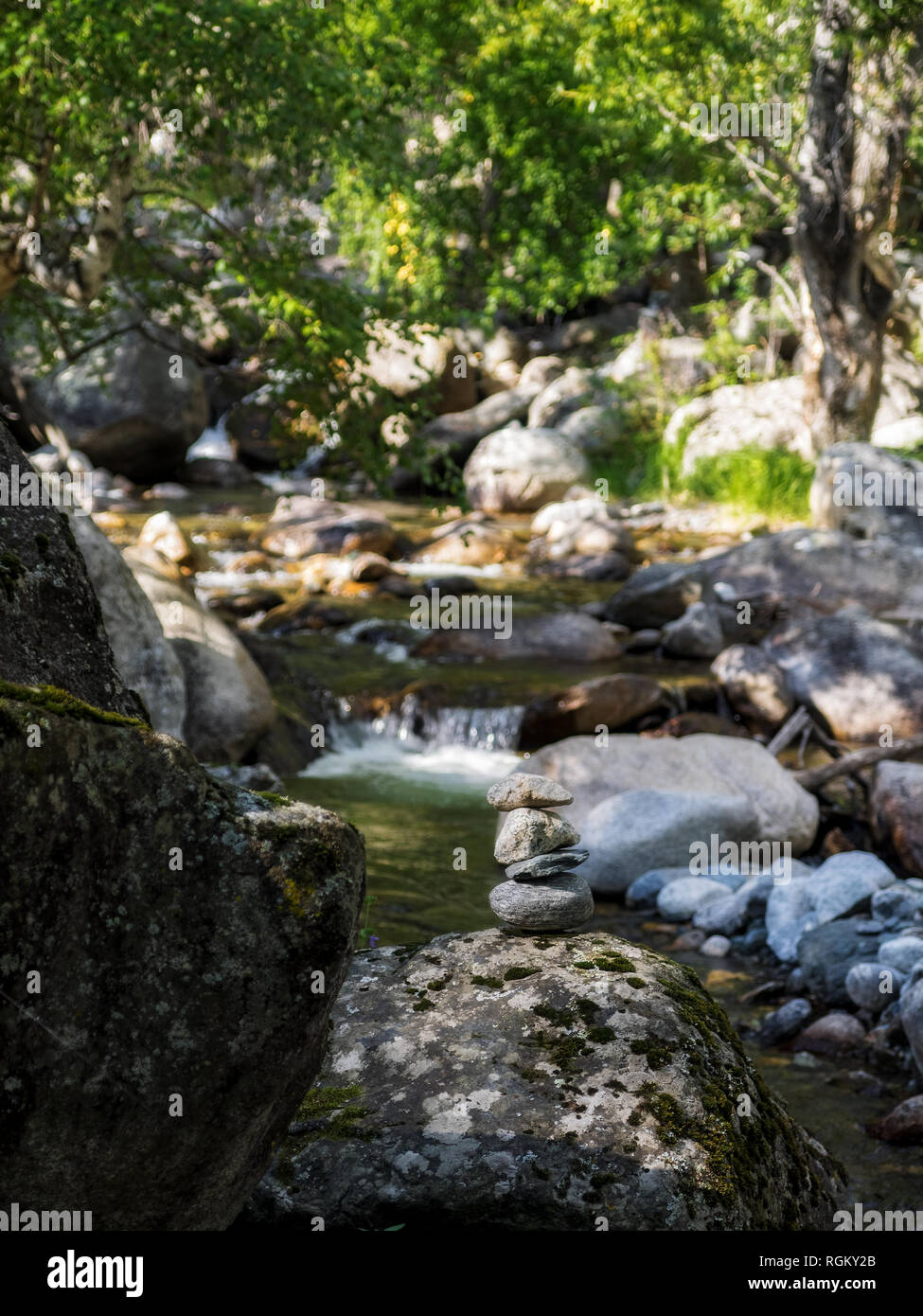 Clear day in the mountains hi-res stock photography and images - Alamy