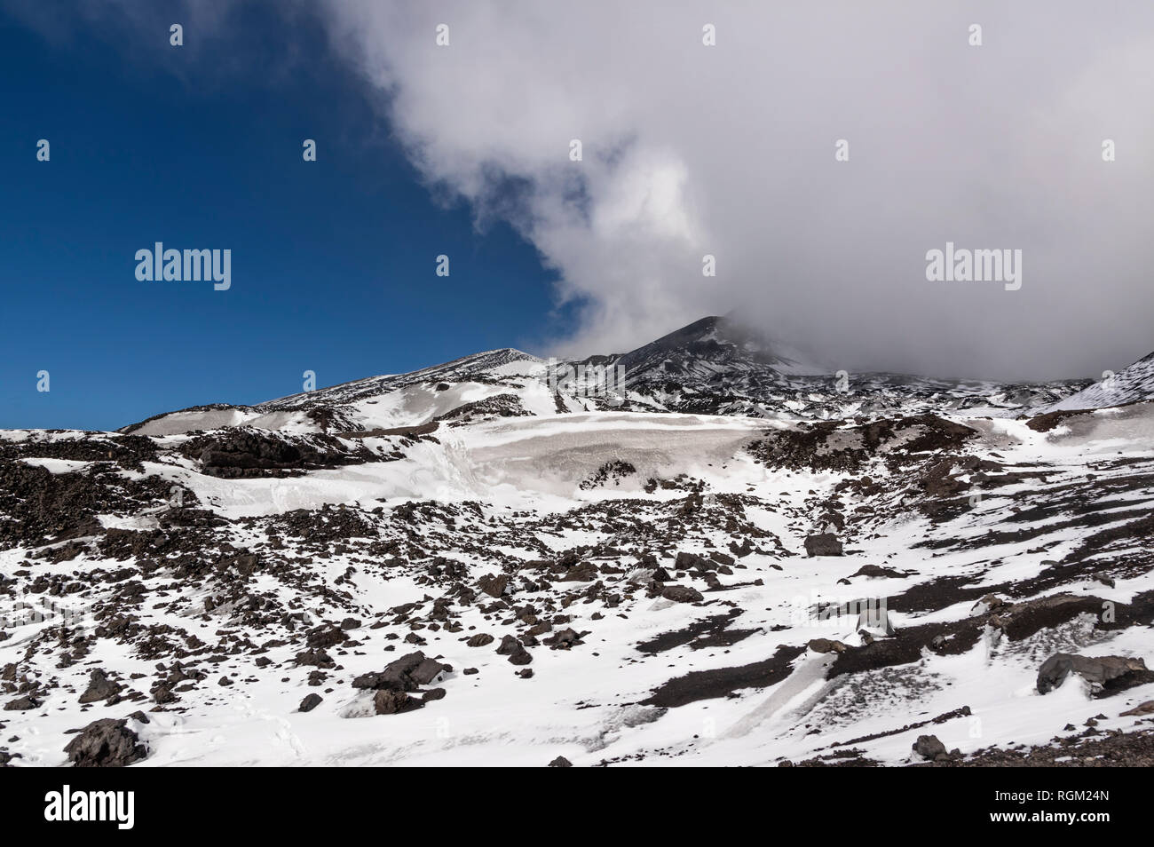 Peak of volcano hi-res stock photography and images - Alamy