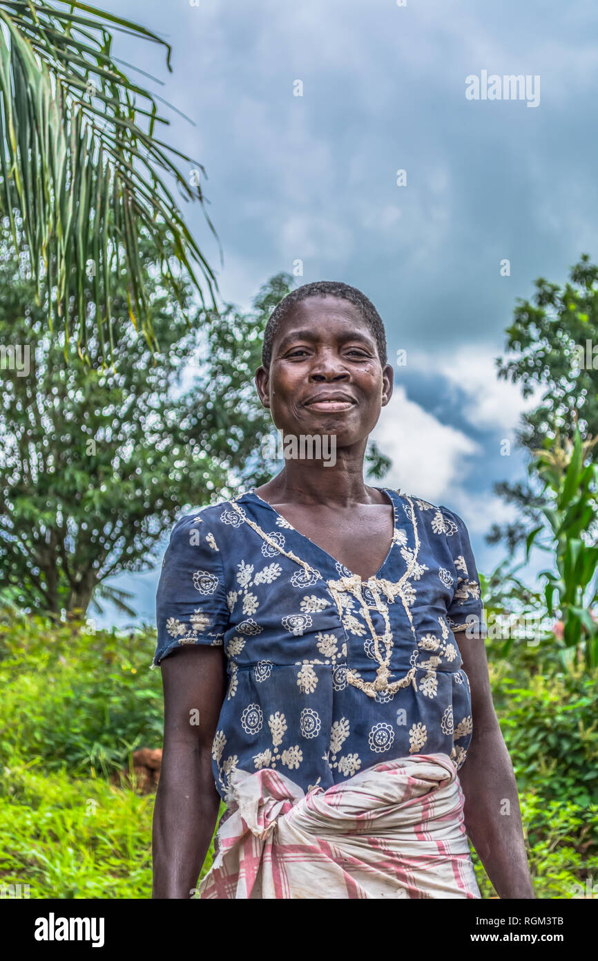 Angolan woman angola africa hi-res stock photography and images - Alamy