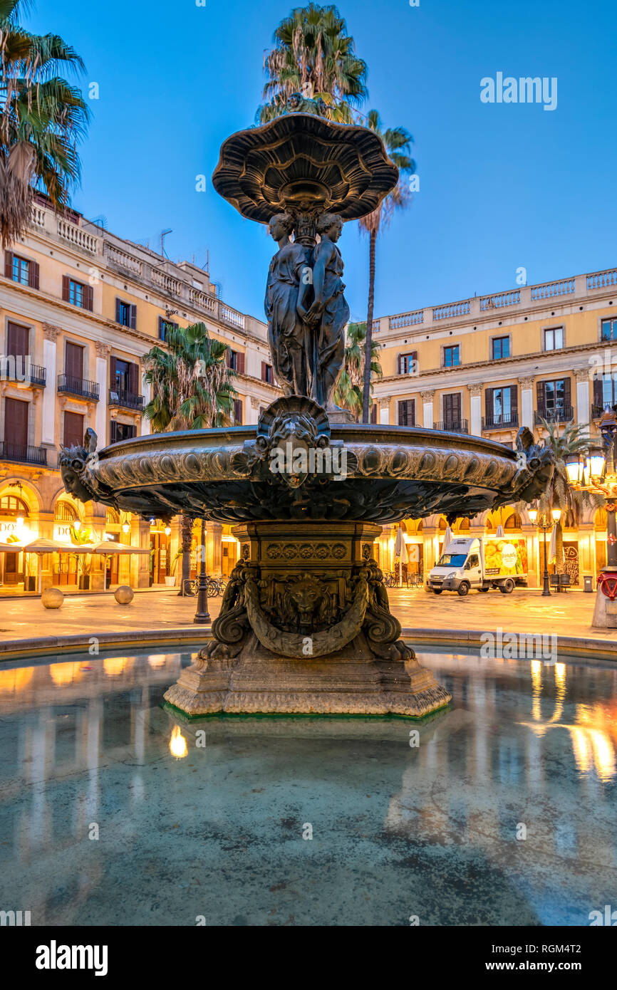Placa reial in barcelona hi-res stock photography and images - Alamy