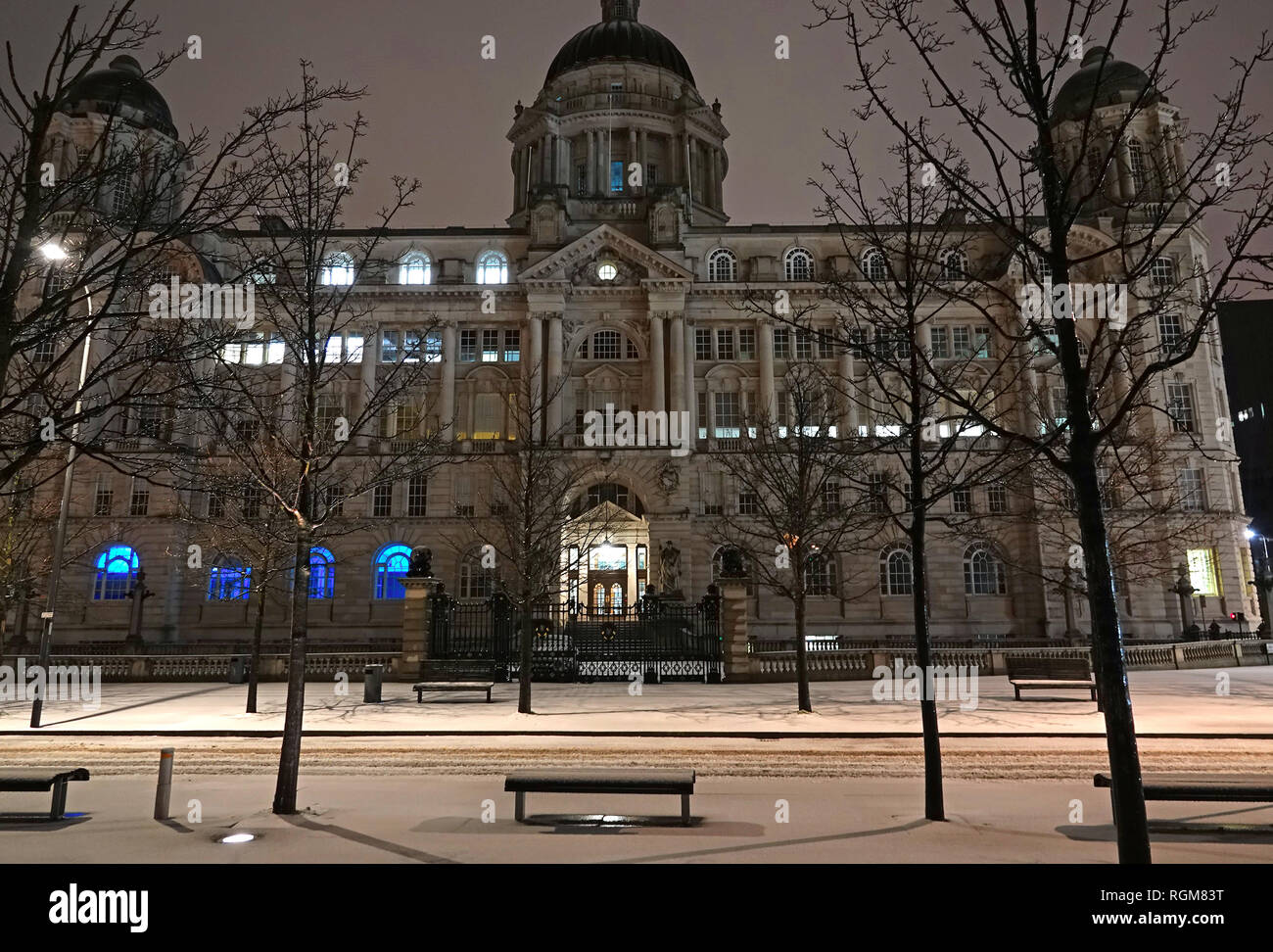 Liverpool snow port hi-res stock photography and images - Alamy