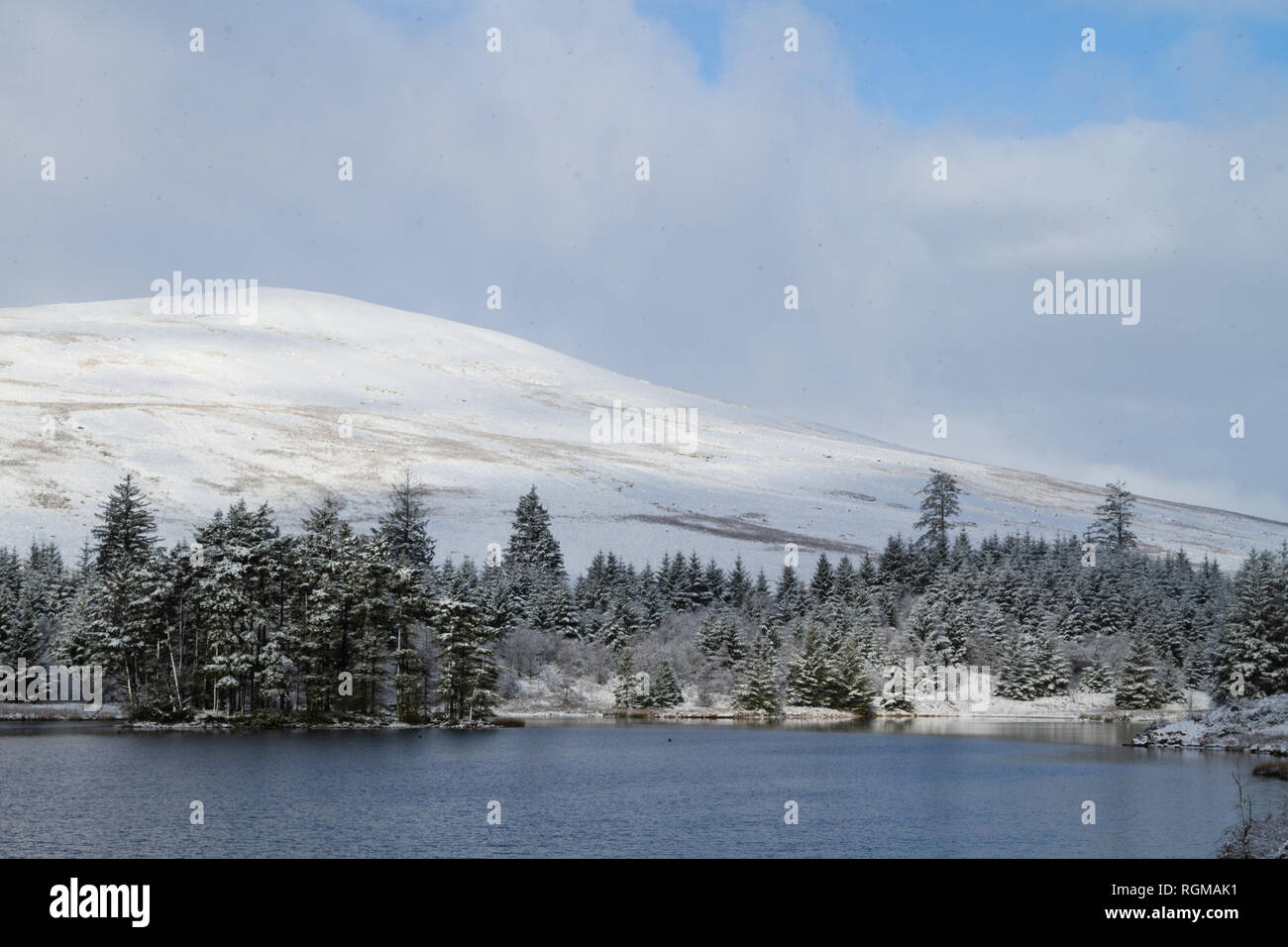 Beacons Reservoir, Brecon Beacons, South Wales, UK. 30 January 2019. UK ...